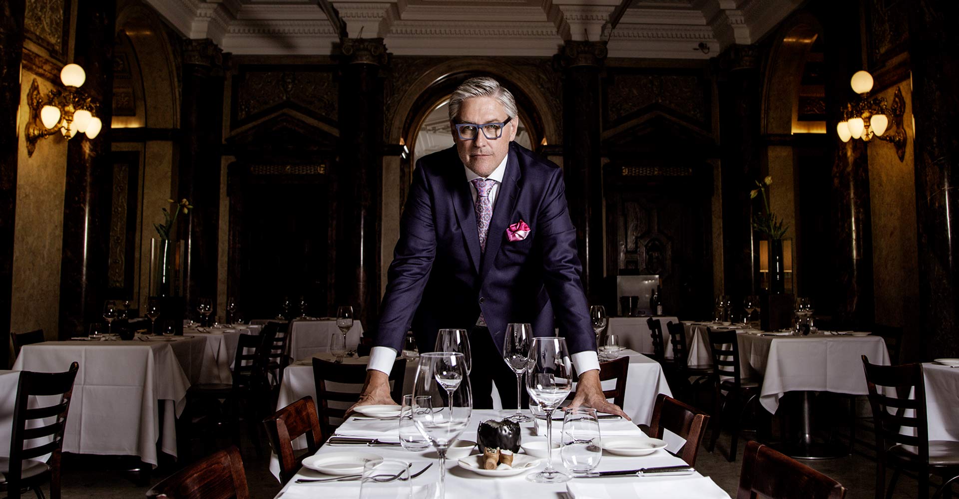 Das elegante Abendessen • STURM Herrenausstatter Wien